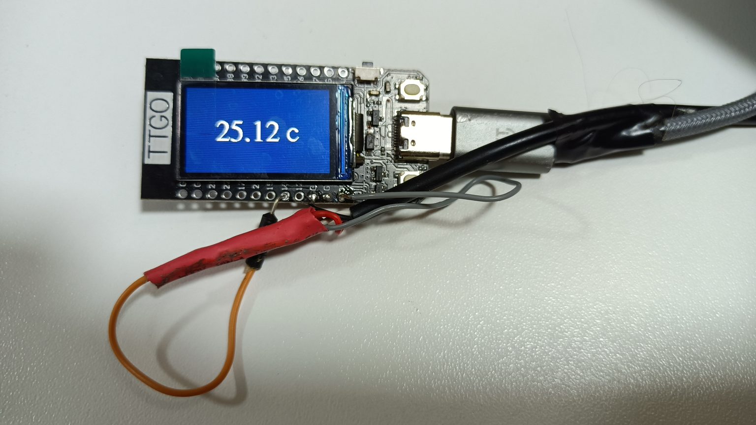 Mesure de température et affichage sur un ESP32 – F1ATB