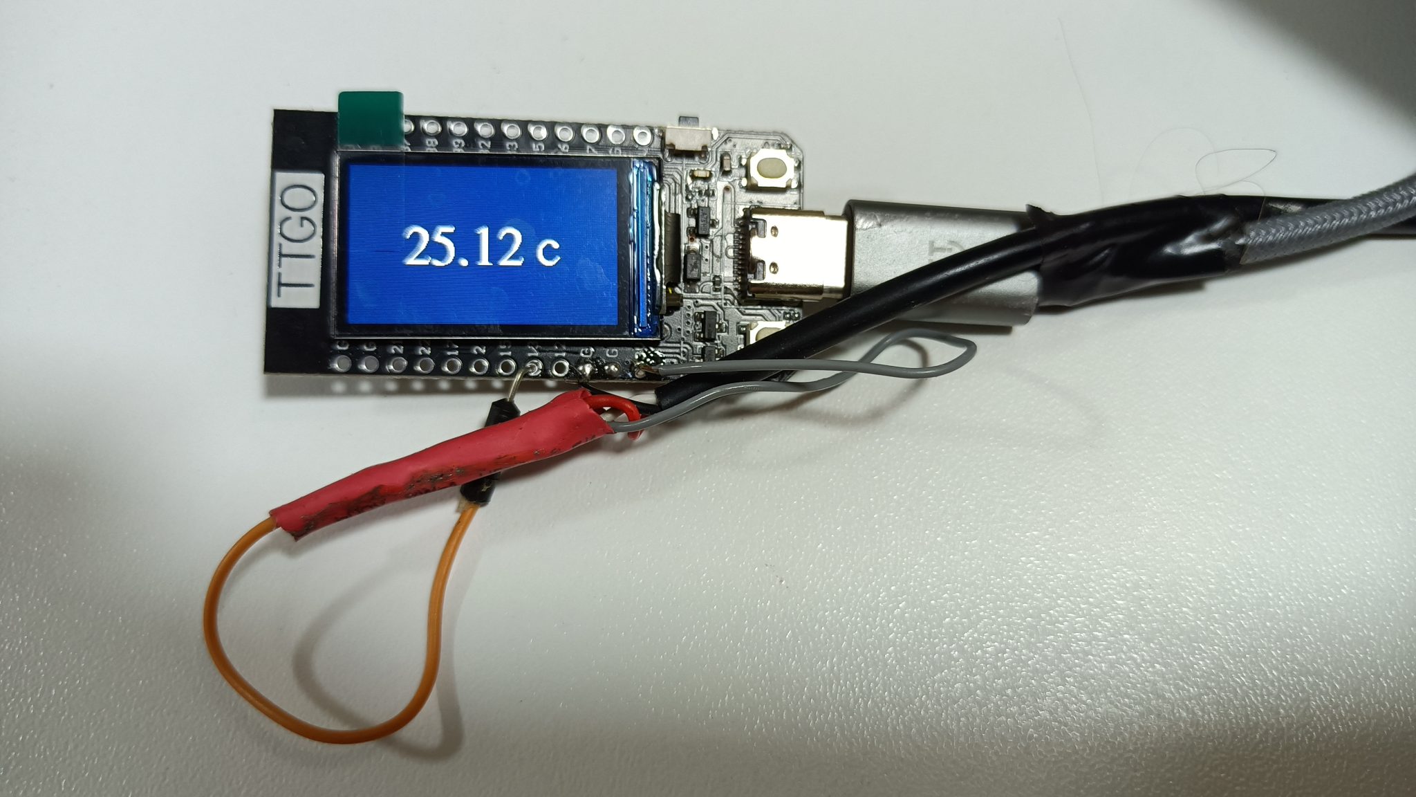 Mesure de température et affichage sur un ESP32 – F1ATB